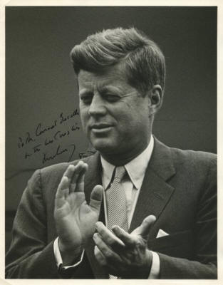 Autograph - 922202 - Framed presidential document signed by President ...